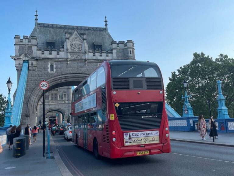 How to Use London Buses | London Transport Guides