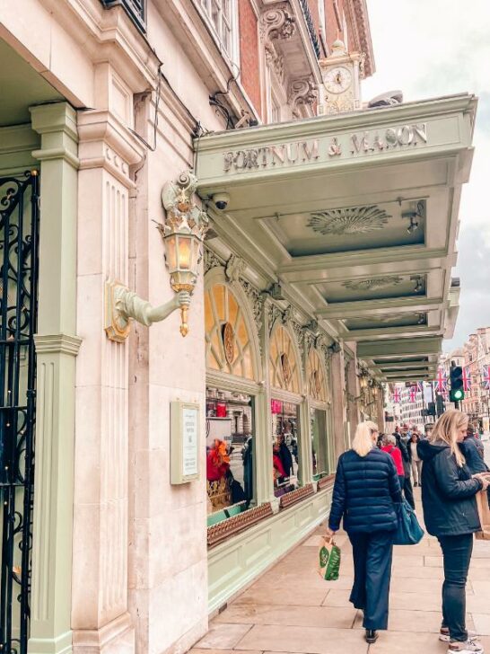 Shopping in London [The Ultimate Guide]